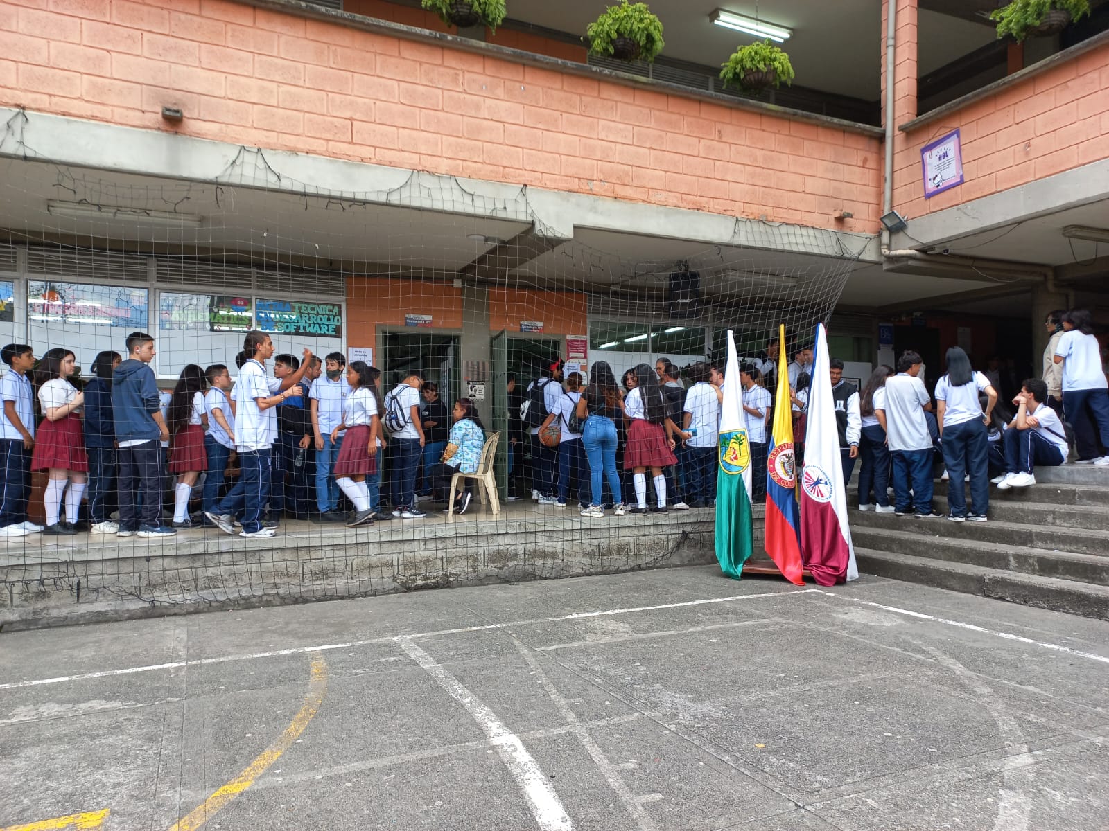 I. E. FRANCISCO ANTONIO ZEA