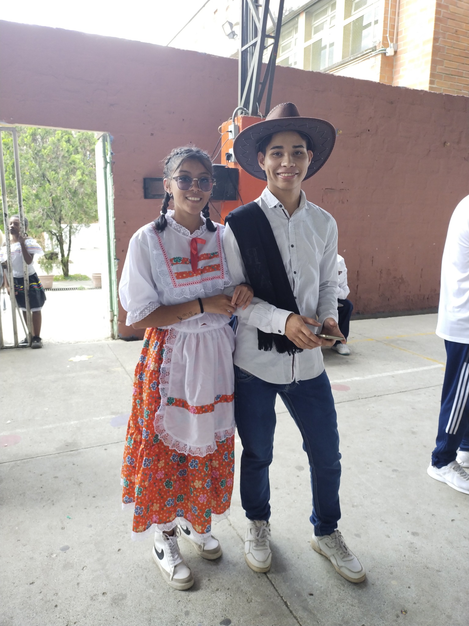 I. E. PEDRO OCTAVIO AMADO
