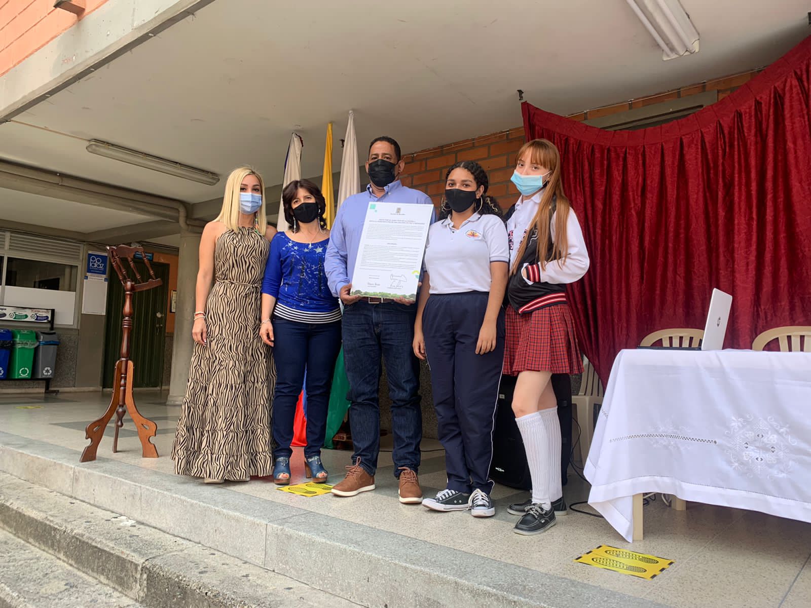 :::I. E. FRANCISCO ANTONIO ZEA:::